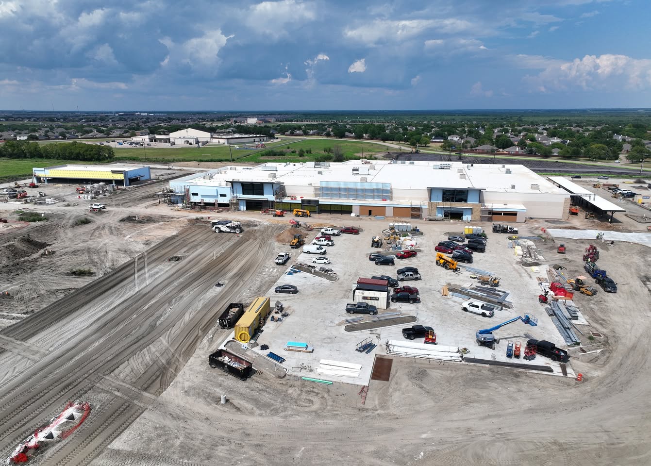 Exciting Retail Growth: New Stores Coming to Forney's Village at Gateway